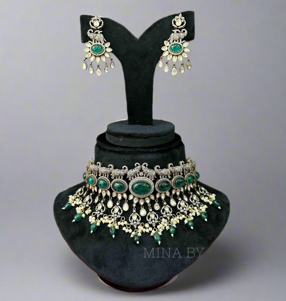 Victorian emerald choker set – sajna bridal wear
